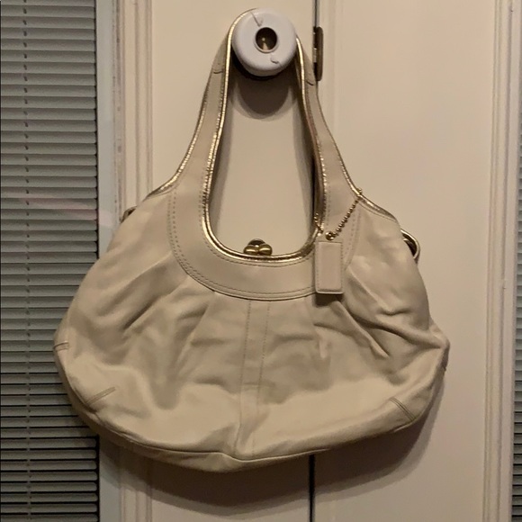 Coach | Bags | Authentic Coach Cream And Gold Hobo Bag With Clasp ...